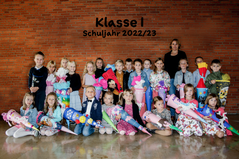 Unsere Lehrer und Klassen - Wir über uns - grundschule-laberweinting.de